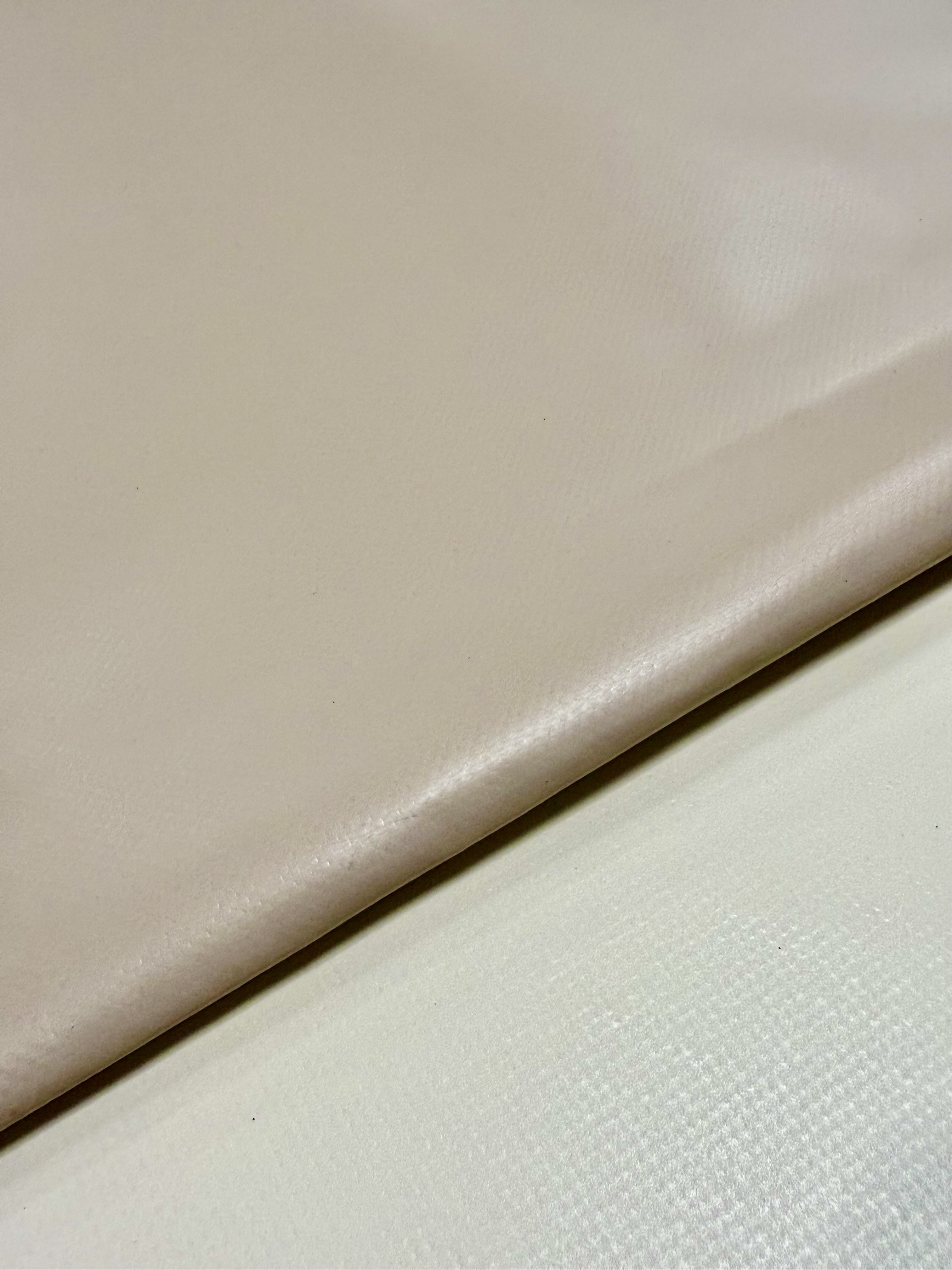 Abdeckplane nach Maß | PVC Abdeckplane | H.E.L.P Technische ...